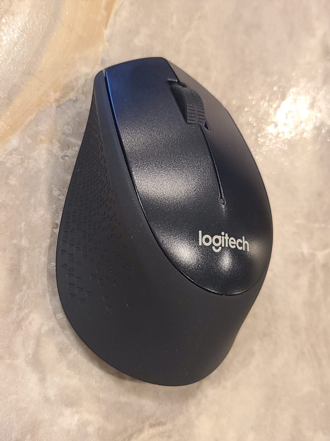 Logitech M330 Silent Plus Wireless Mouse Review: Quiet Comfort That Lasts