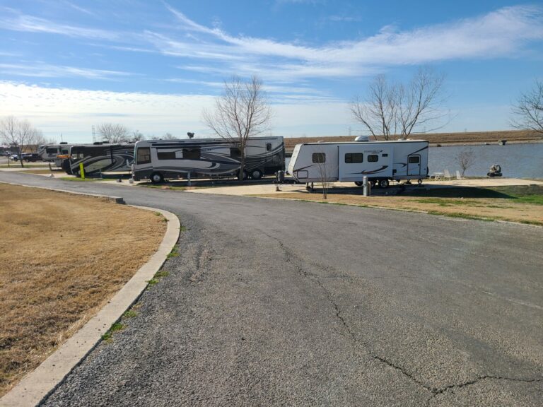Longhorn RV Resort - Niederwald, Texas