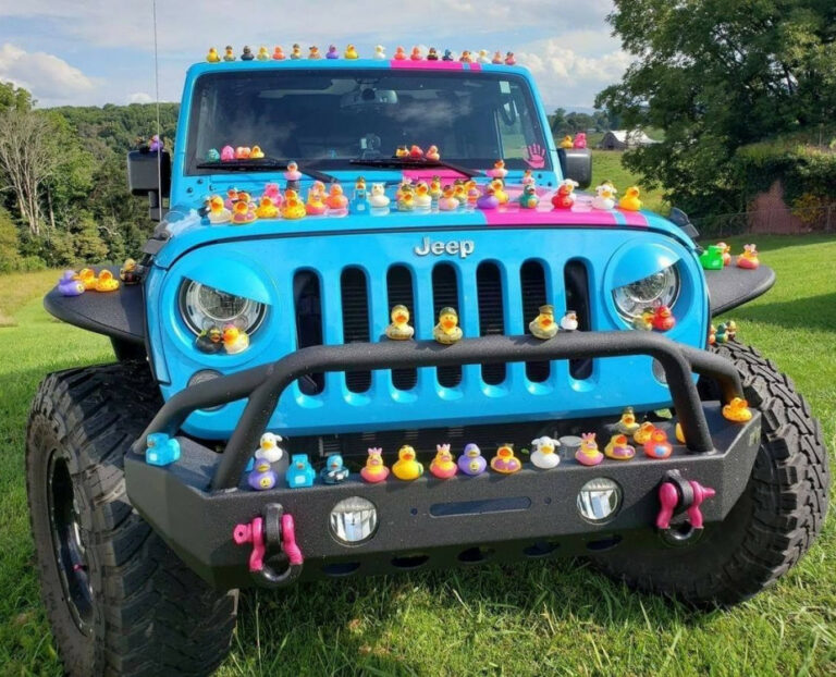 Duck Duck Jeep - What is Jeep Ducking? | Go Full-Time RVing